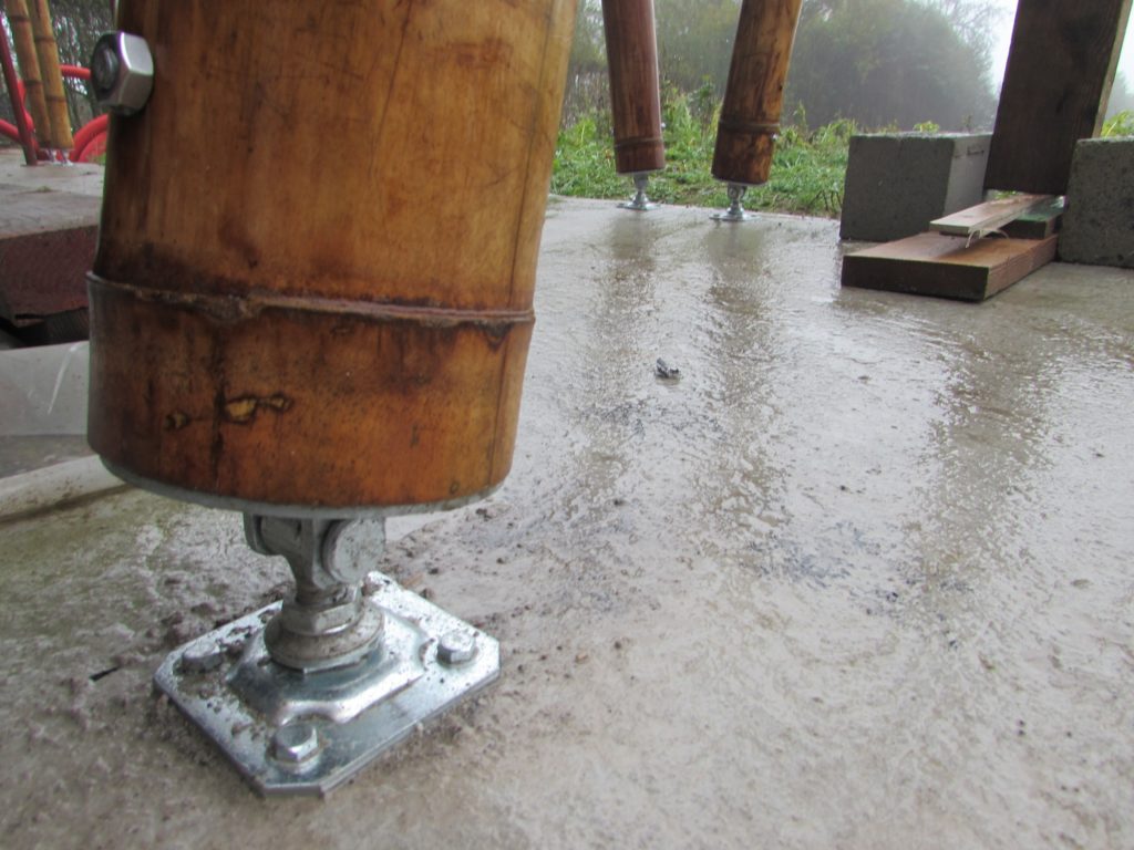 Pied rotatif pour fixation Mâts de Bambou - Bamboo Concept